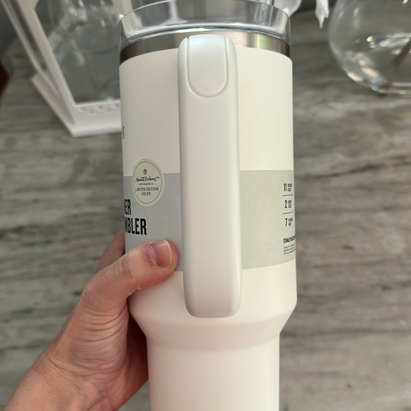 Stanley | Dining | Stanley Quencher 4 Oz Sour Cream Hearth And Hand ...